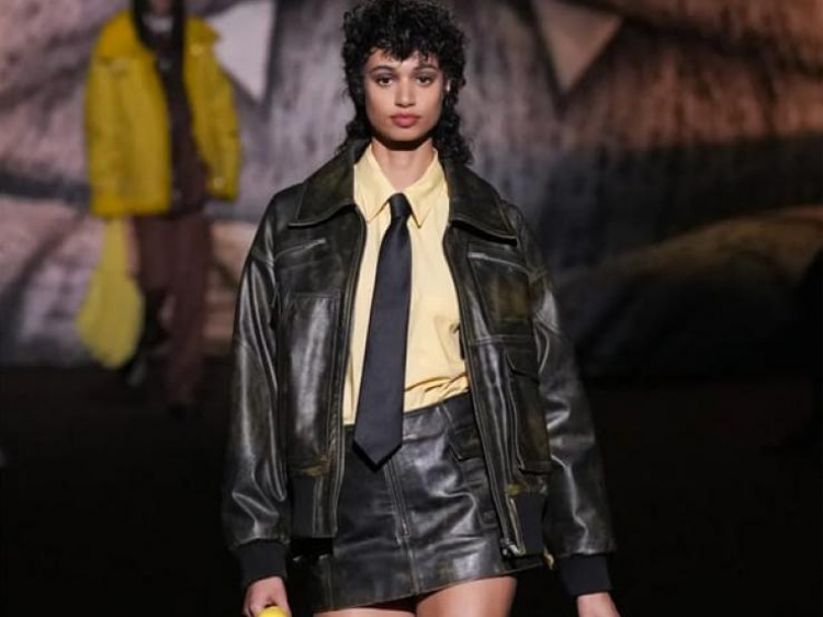 Thế giới thần thoại của “Alice ở xứ sở thần tiên” tại tuần thời trang Milan