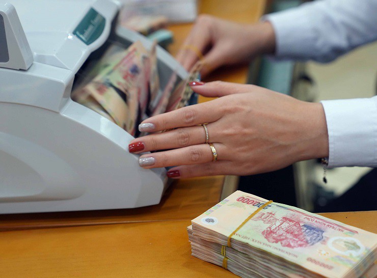 Ông lớn ngân hàng tăng mạnh lãi suất tiết kiệm, lãi cao nhất là bao nhiêu