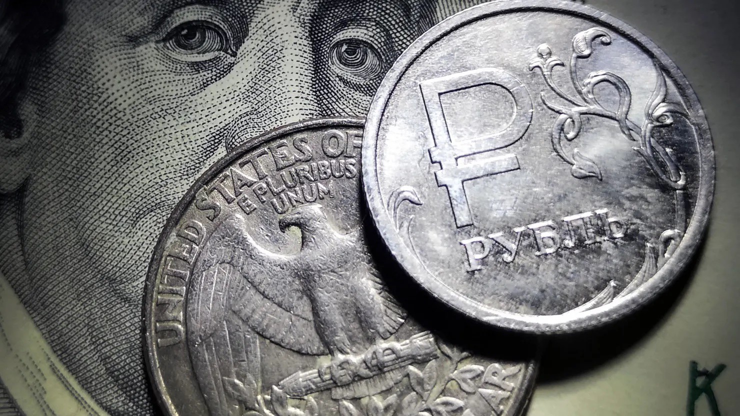 Rúp Nga bất ngờ tăng vọt Điều gì đứng sau đồng tiền tăng giá mạnh nhất ...