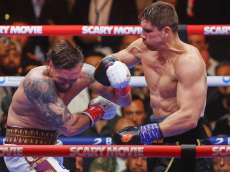 Vua hạng nặng Usyk thắng trận đấu tai tiếng, bê bối trọng tài chấn động ...
