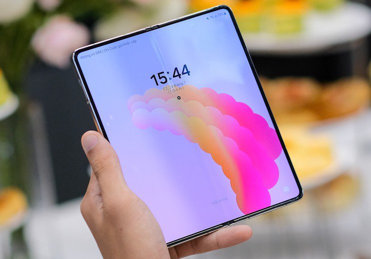 Bảng giá smartphone Samsung tháng 82023 Vừa mở bán, Galaxy Z5 đã giảm giá