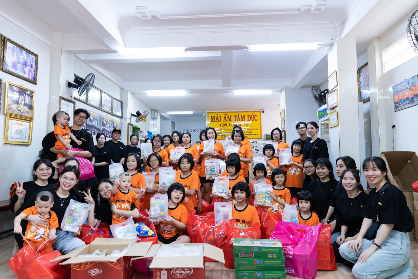 Toyar INC - Trao yêu thương, sẻ chia đến mái ấm Tâm Đức