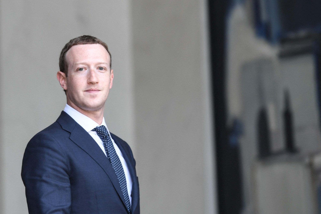 “Ông chủ” Facebook Mark Zuckerberg chi hàng tỷ đô để “chuộc lại” nhân ...