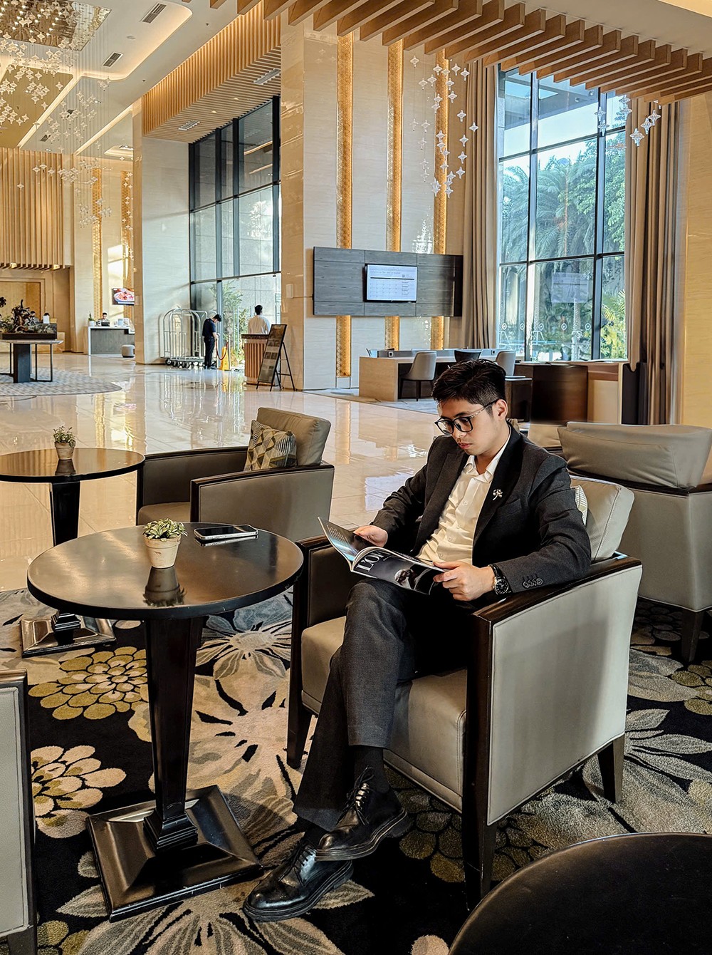 Lấy khách hàng làm trung tâm, dùng trải nghiệm kiến tạo không gian sống ...