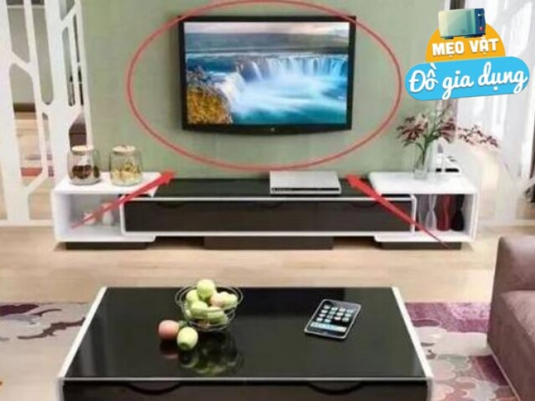 Dù giàu có đến đâu cũng không nên đặt 4 món đồ này cạnh tivi, nếu không ...