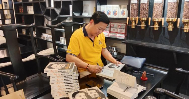 Peter Pho và “Rong chơi một kiếp người”