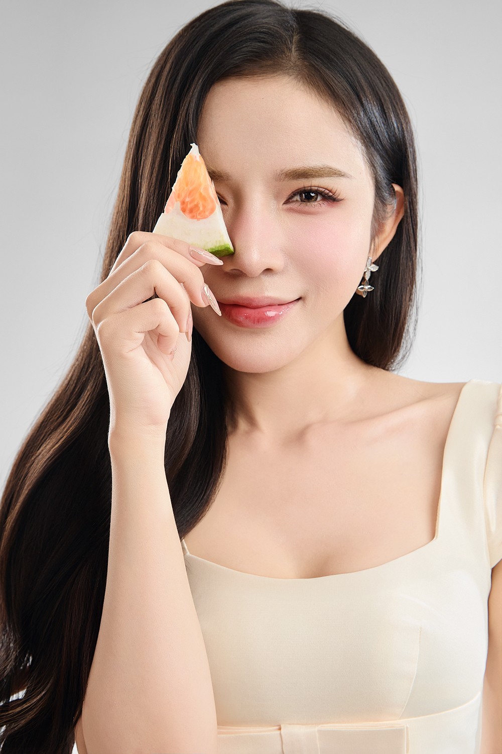 Herbario bắt tay LyLy tạo “cơn sốt” mạng xã hội Loạt tagline bóc trần ...
